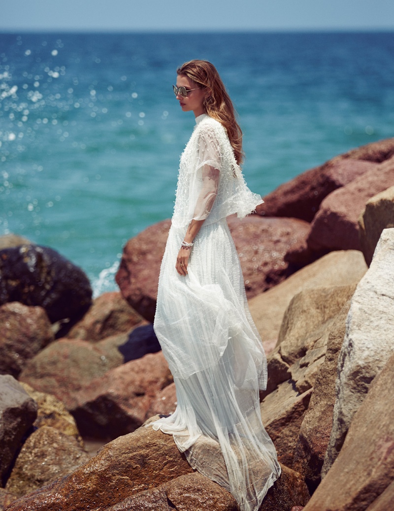 Carola Remer Models Seaside Style for Vogue Mexico by Jason Kim ... Carola Remer Models Seaside Style for Vogue Mexico by Jason Kim ...